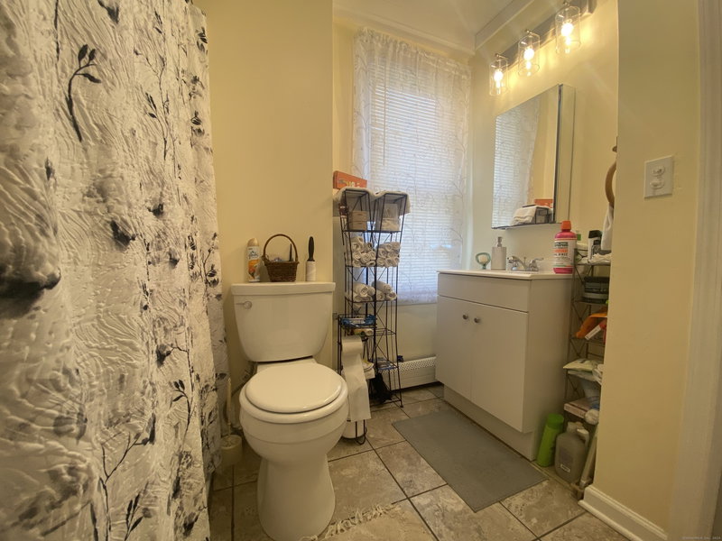 Sacred Heart University Off Campus Housing - 2-Bed Apartment for Rent ...