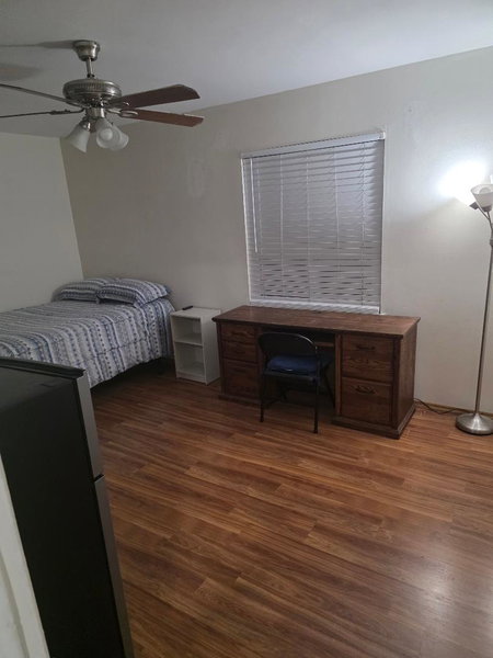 Orange Coast College Off Campus Housing - There are 2 rooms open. Just ...