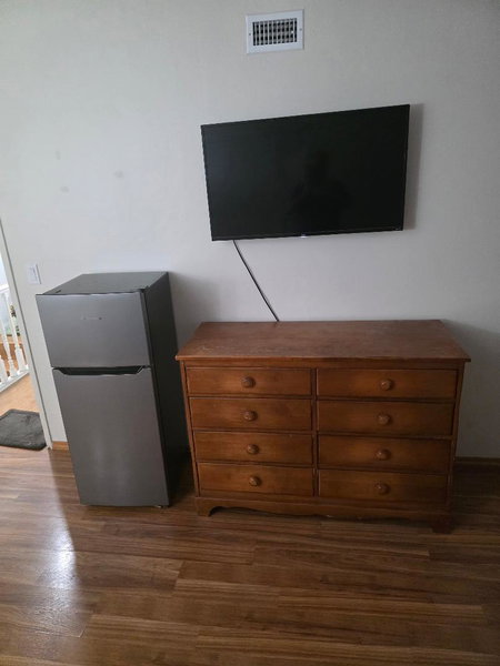 Orange Coast College Off Campus Housing - There are 2 rooms open. Just ...