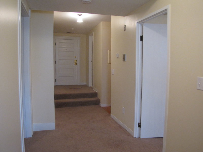 Worcester Off Campus Housing - 111 Woodland St. #1